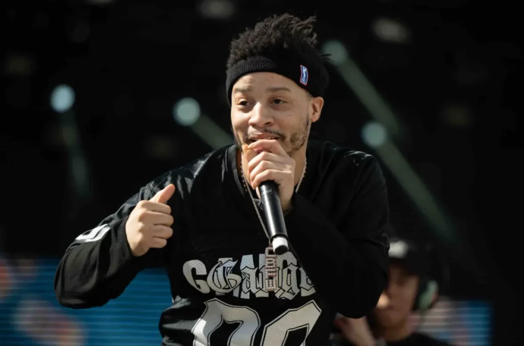 Veeze: Rising Star in Detroit's Rap Scene – Age, Career, and Net Worth ...